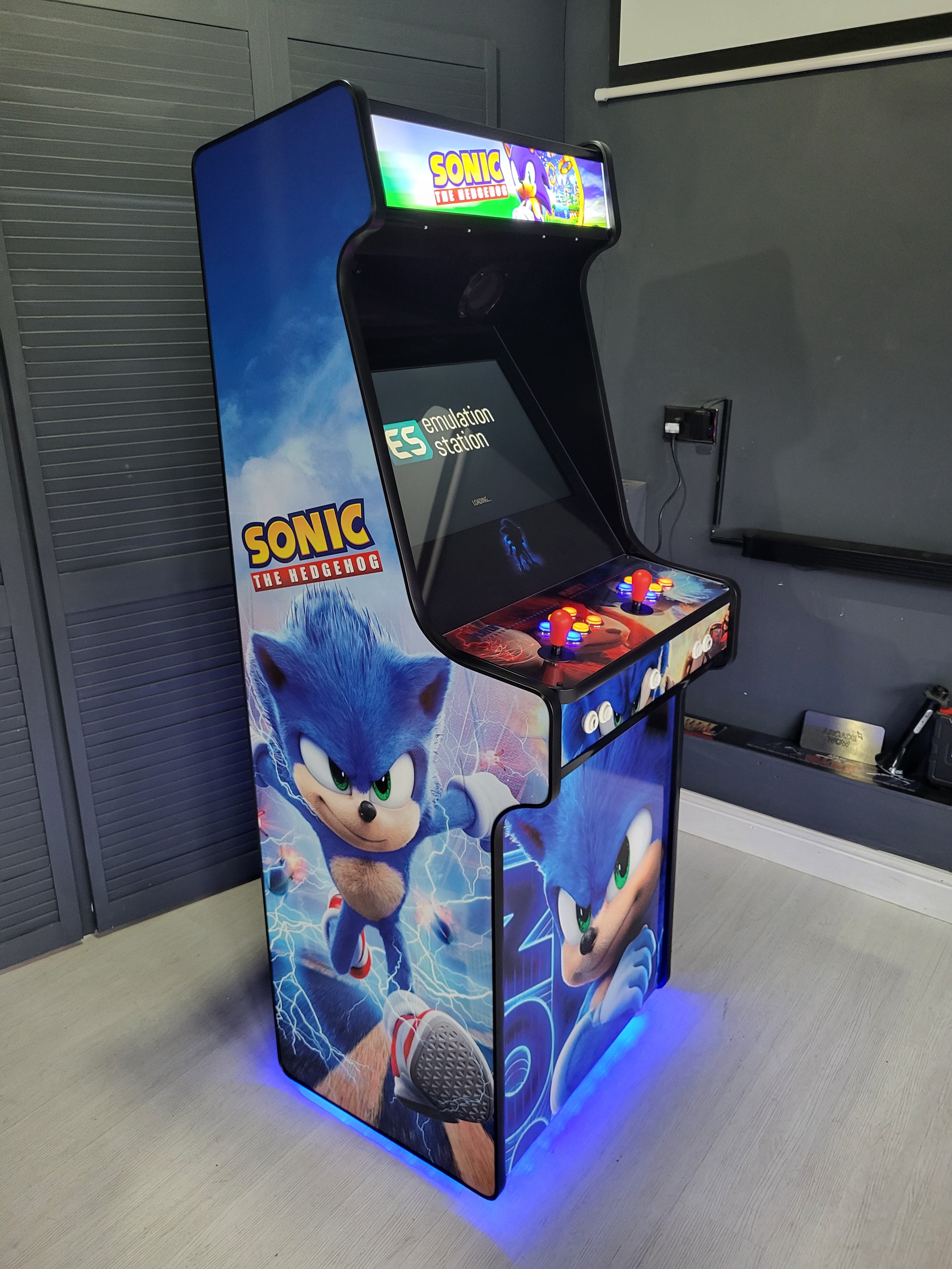 Custom Arcade Machines for sale - 15,000 games - arcadewow
